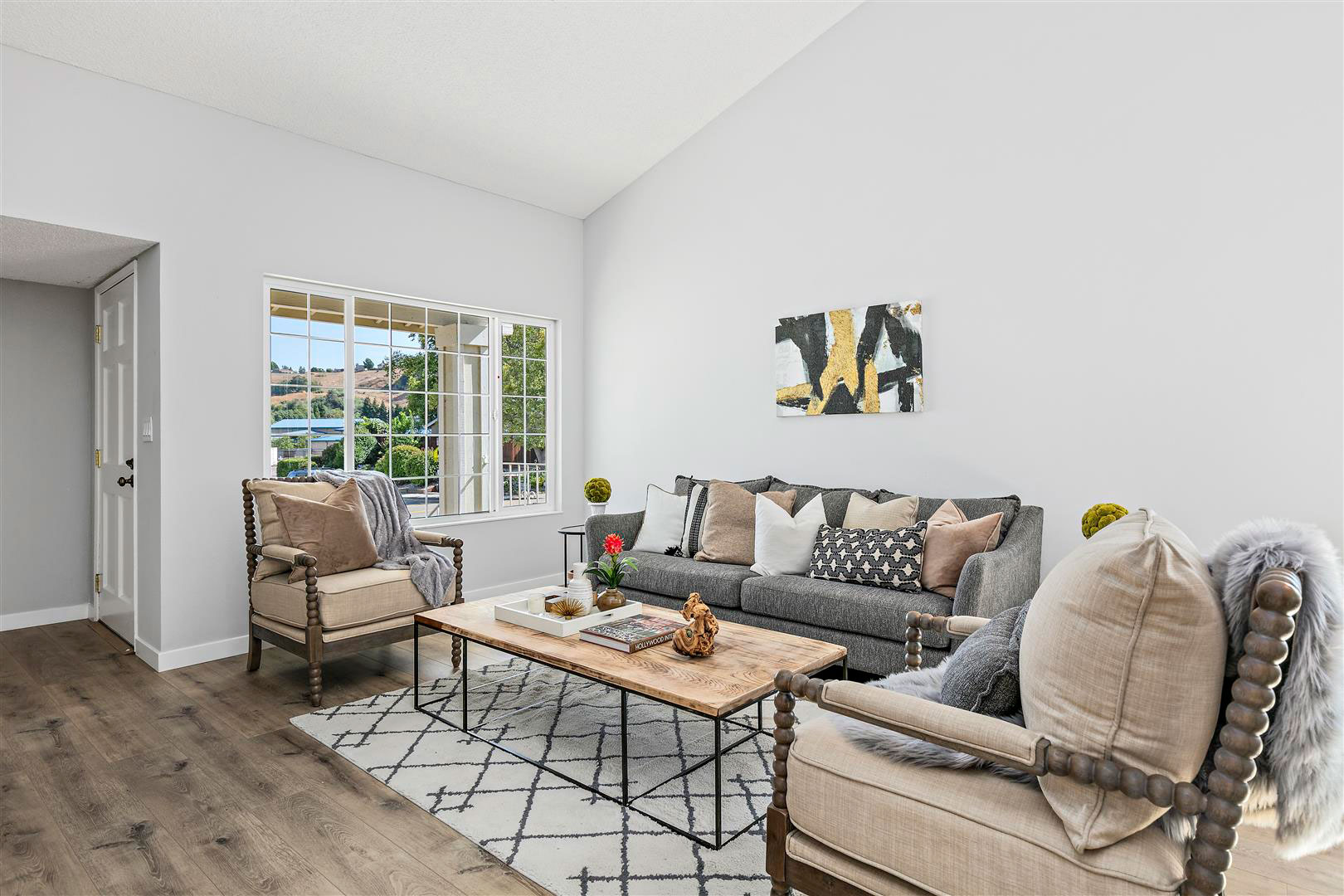 189 Valdivia Circle | The Er Group | Your East Bay Home | Compass