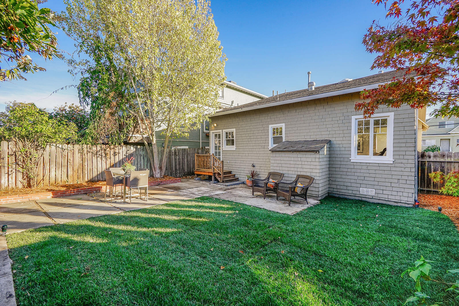 SOLD | Turn-Key Craftsman in Oakland's Bushrod