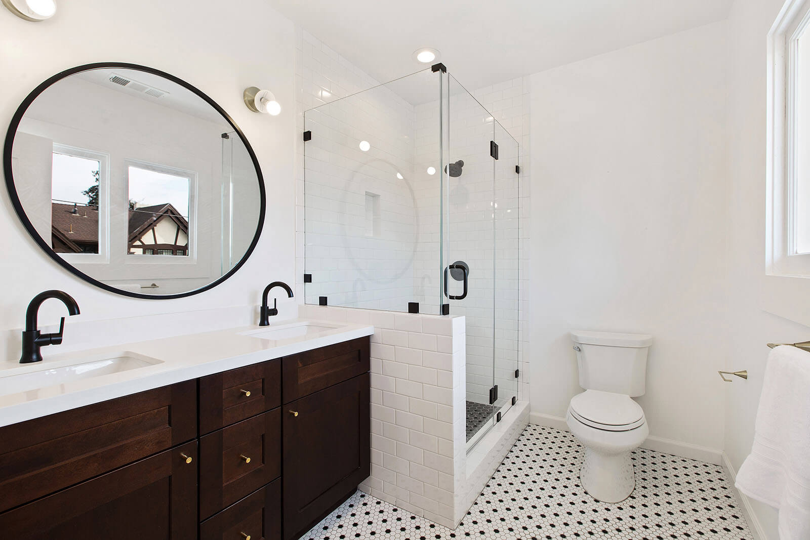 Stately Post-Victorian Home Near Piedmont Avenue for Sale